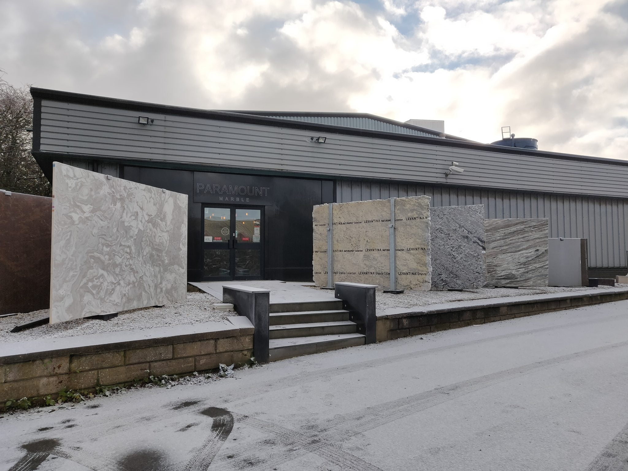 Stone Offcuts | Quartz, Marble & Granite Offcuts | Paramount Stone