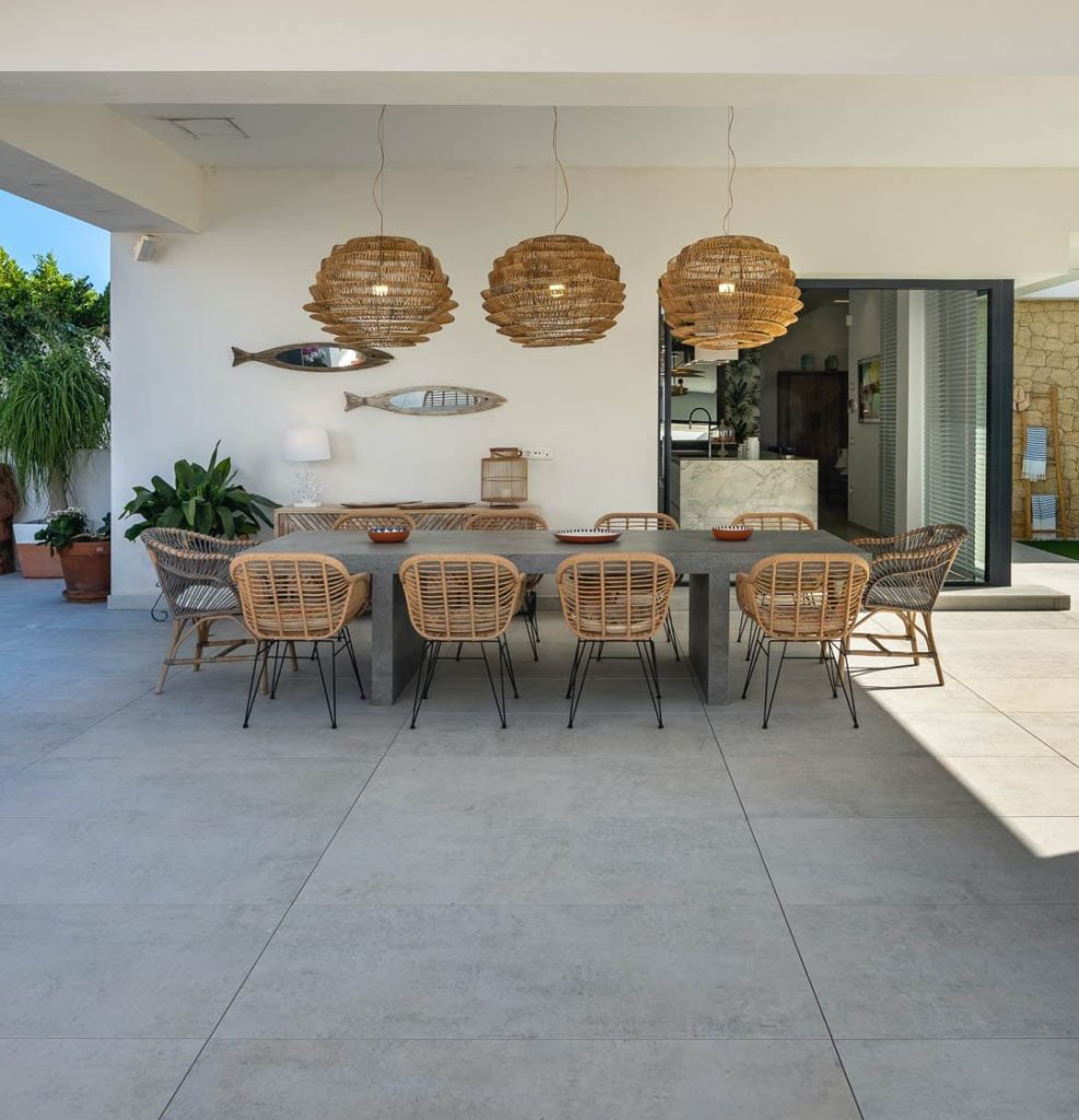 Granite Dining Tables | Granite Tables | Paramount Stone