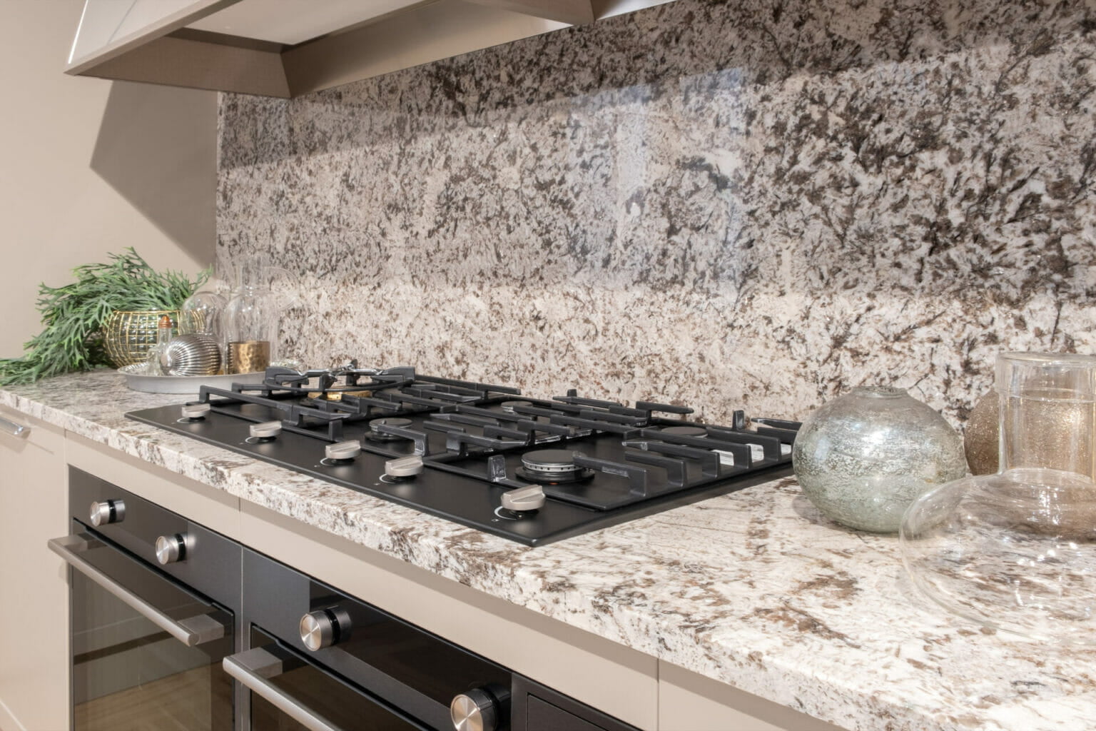 Granite Splashbacks | Granite Upstands | Paramount Stone
